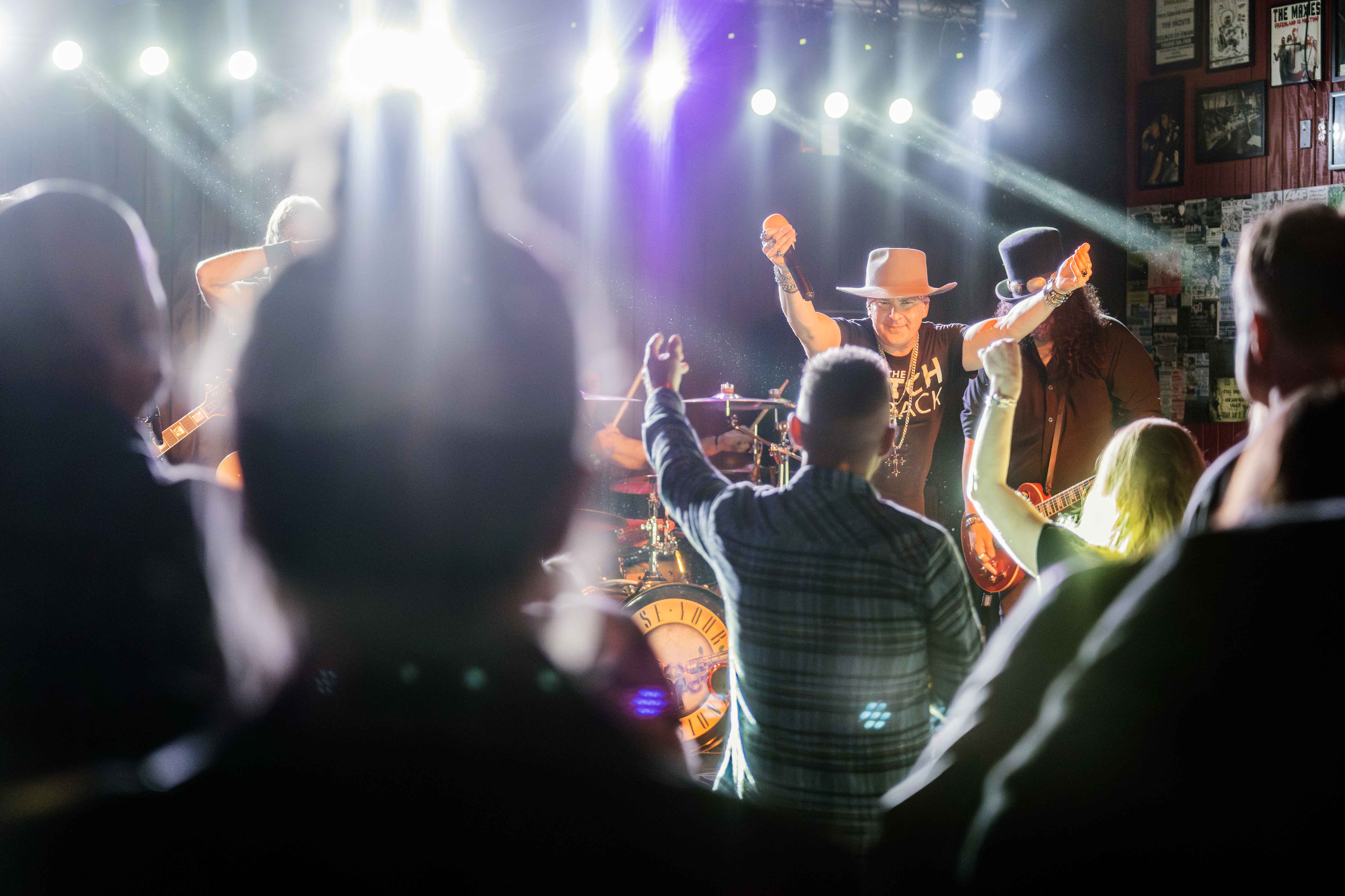 The Riverside Scene - Lose Your Illusion at The Concert Lounge