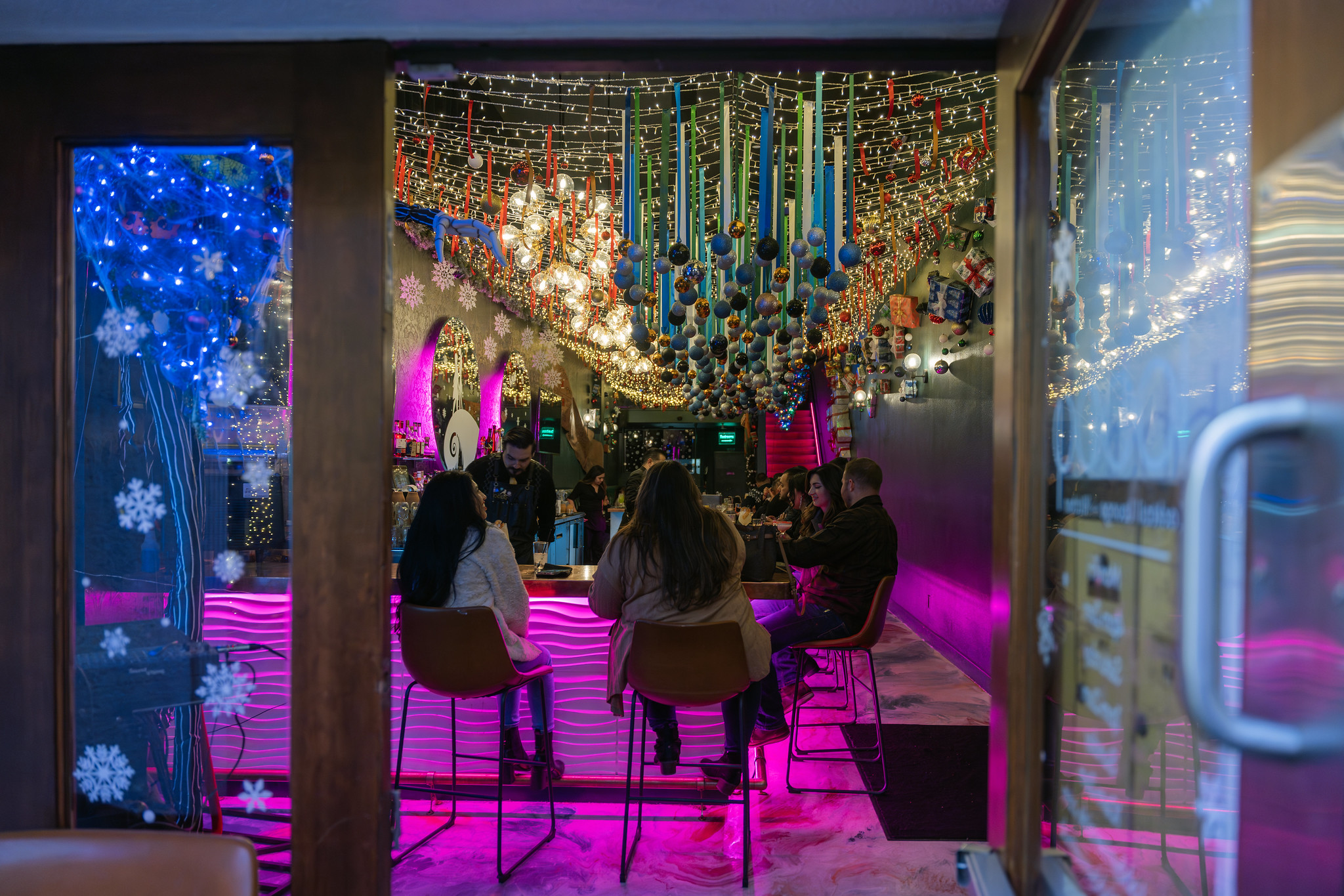 The Riverside Scene - The Lobby