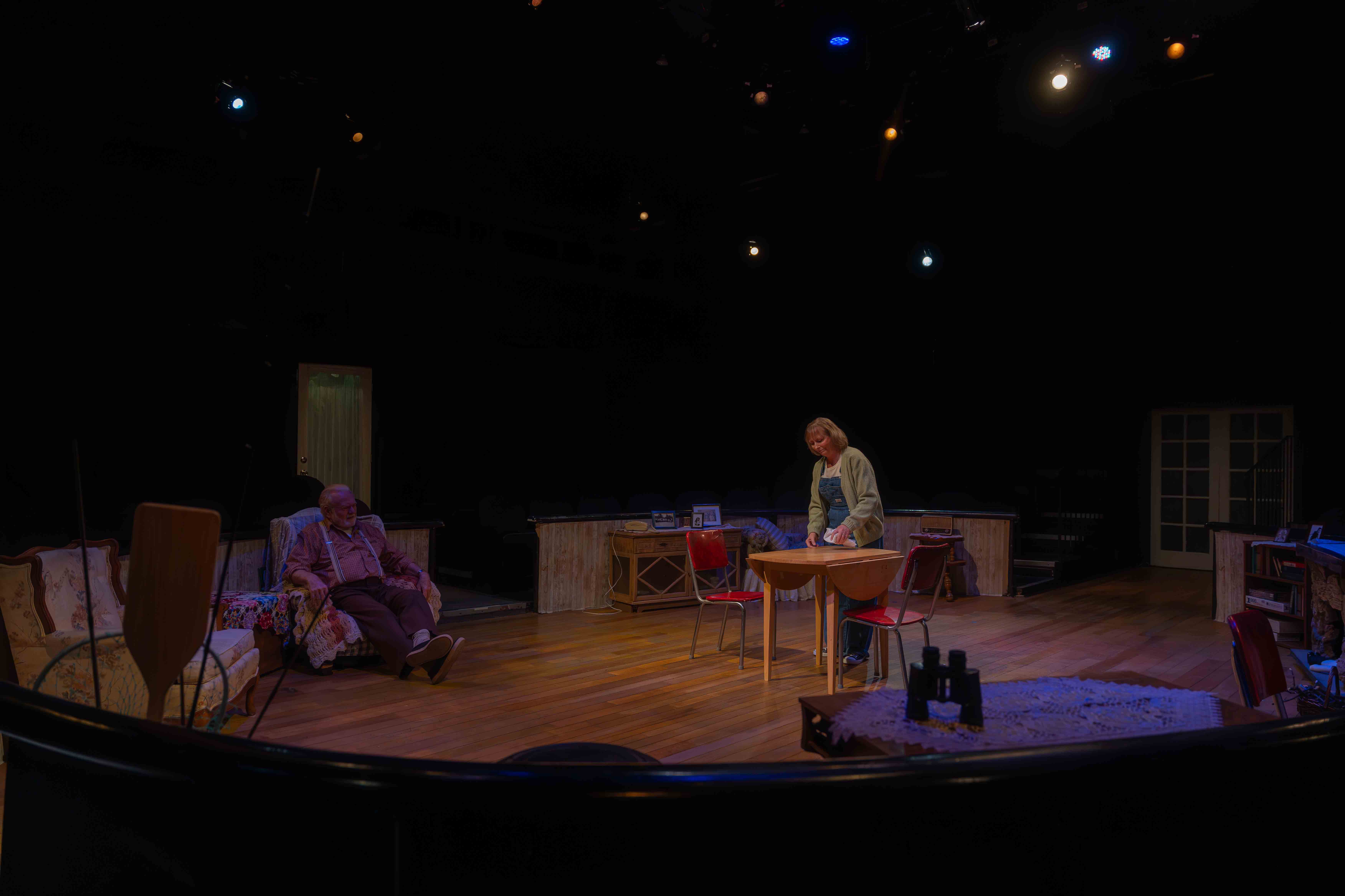 The Riverside Scene - On Golden Pond